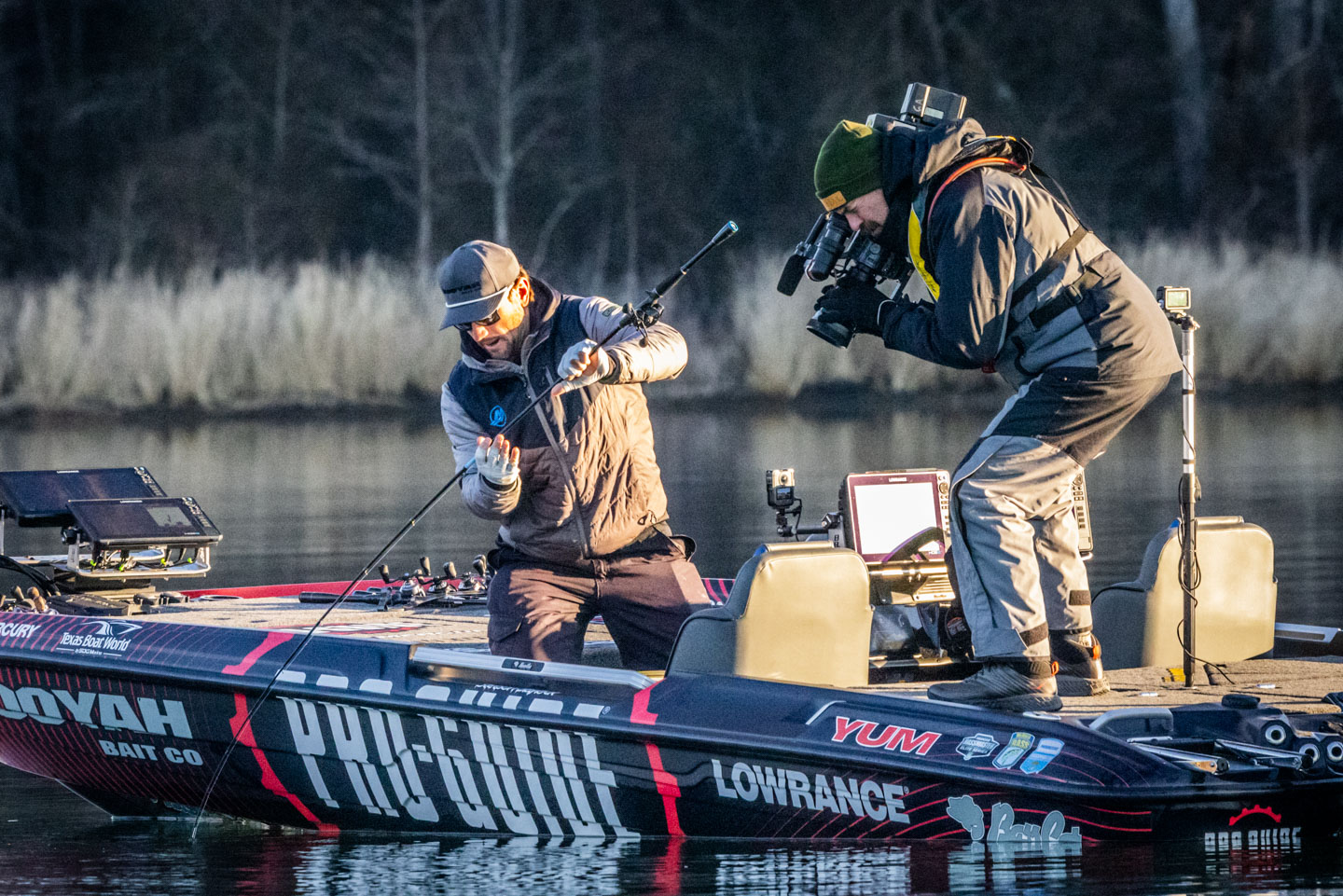 Bringing in big 'uns with Blaylock - Bassmaster